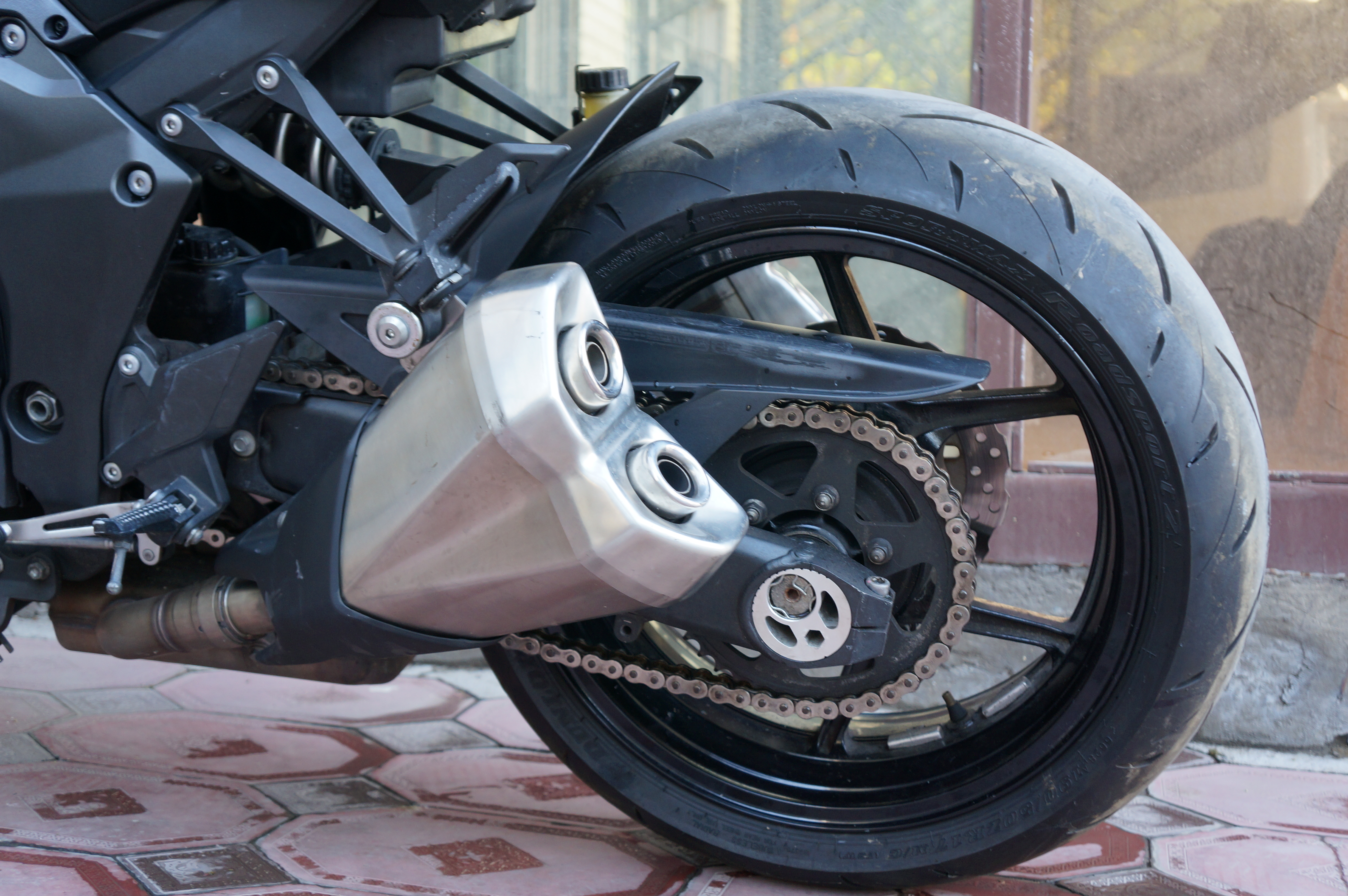 KAWASAKI Z1000